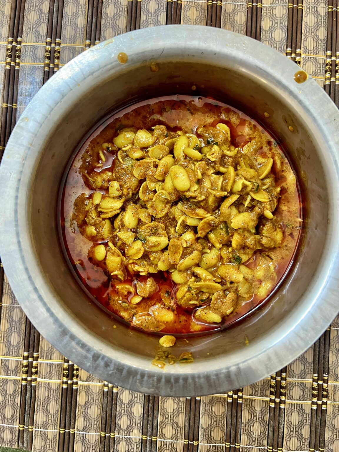 How to cook Val Papdi Curry - culturekurry